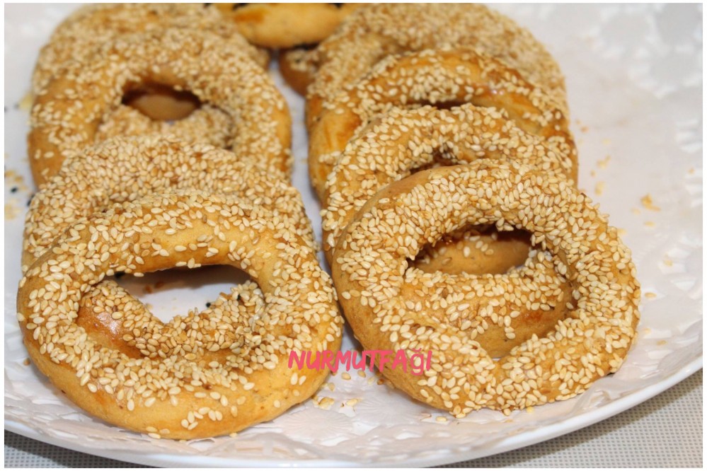 Kitir Kitir Bayatlamayan Kandil Simidi nasil yapilir tarifi – Nur Mutfağı