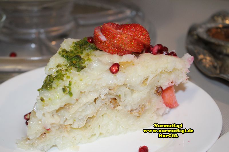 güllac nasil yapilir, ramazan tatlisi güllac tarifi, sütlü tatli (33 ...