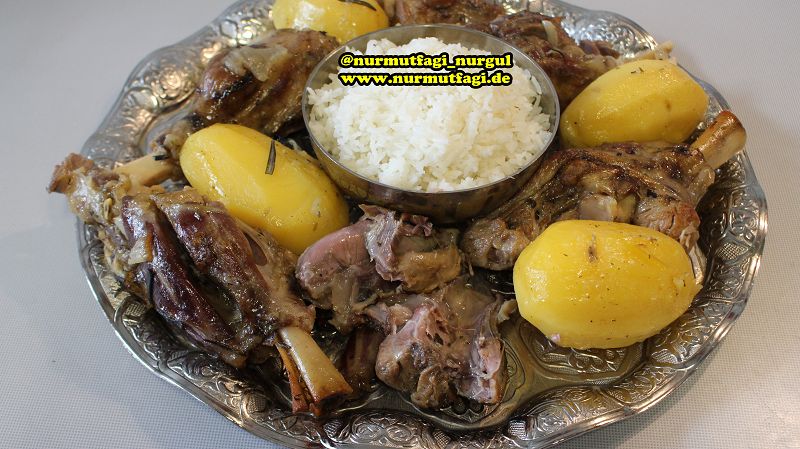 Firinda Kuzu Incik Kebabi nasil yapilir tarifi, lokum gibi yumusacik ...