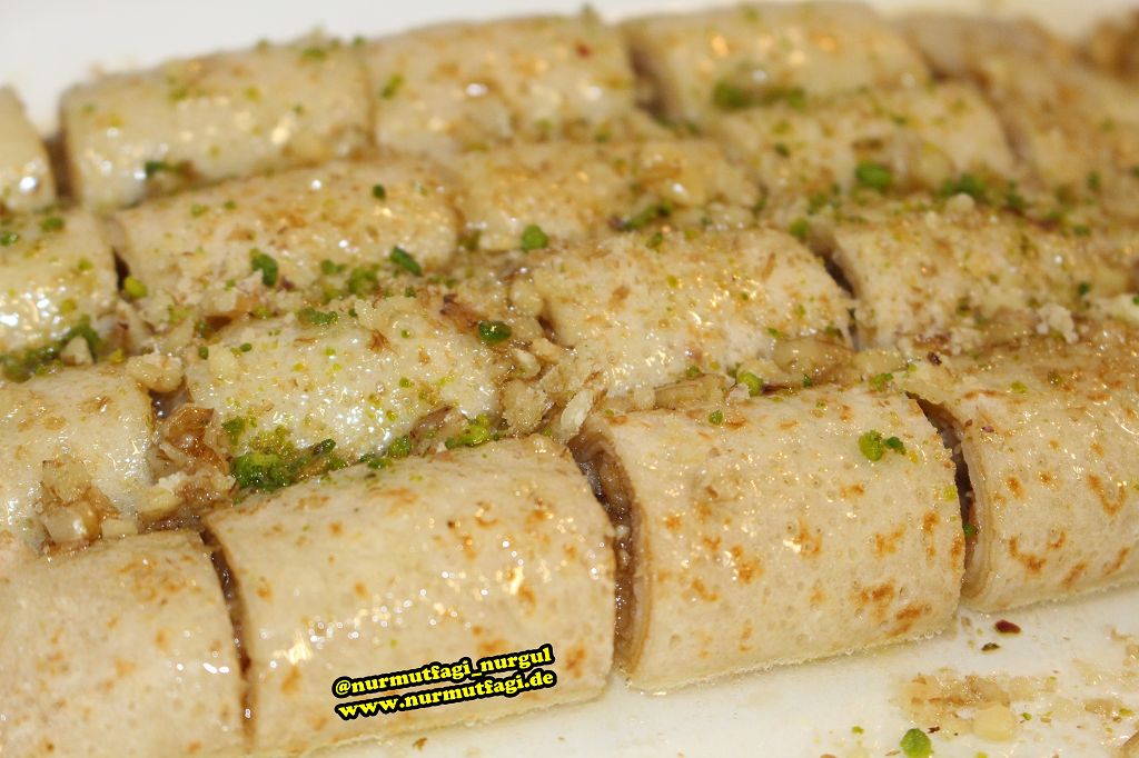 Şıllık tatlısı nasıl yapılır tarifi Şanlıurfa yöresinden,Taş ekmek ...