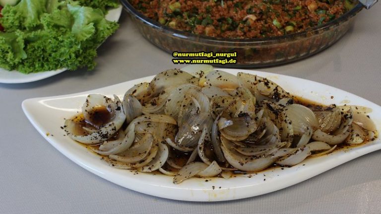 SOGAN SALATASI; SOGAN MEZESI, sanliurfa yöresinden – Nur Mutfağı