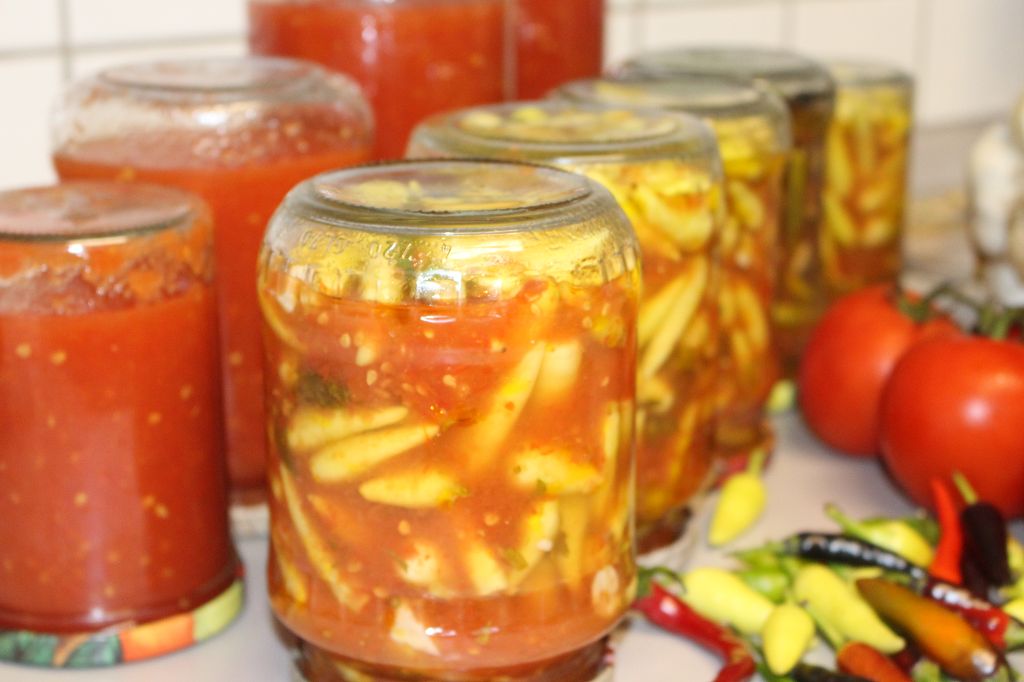 aci süs biber tursusu, cin biber tursu tarifi, domates soslu cin biber ...